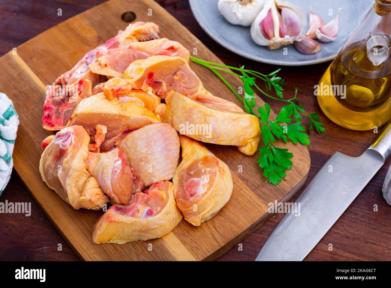 Fresh raw chopped chicken pieces Stock Photo - Alamy