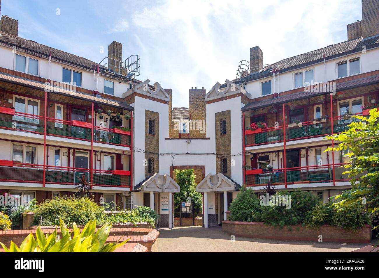 Southwark council millpond estate bermondsey houses housing stat hi-res ...