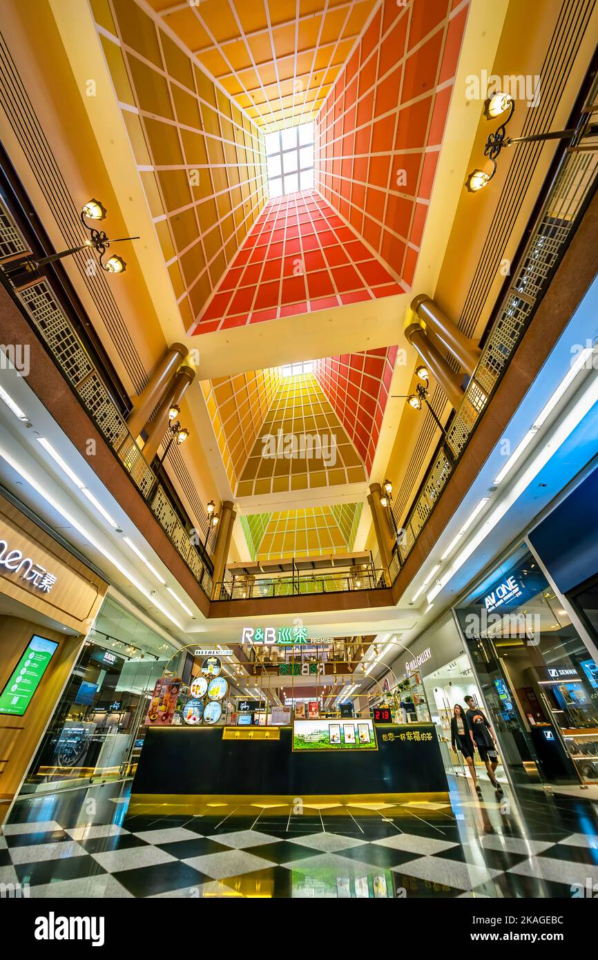 Millenia Walk is a Modern mall with fashion shops, global eateries a ...