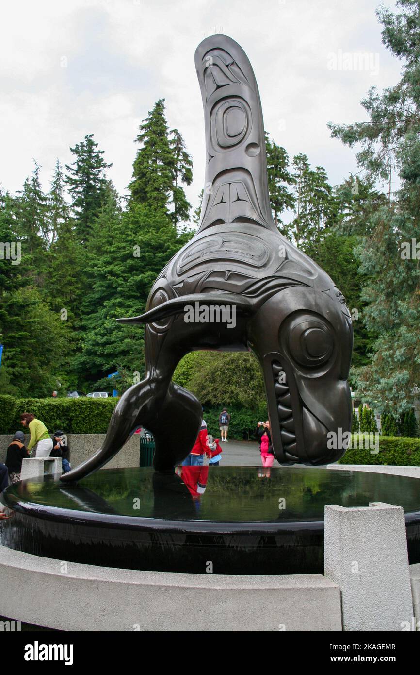 Killer Whale-Chief of the Undersea World Statue Stock Photo - Alamy