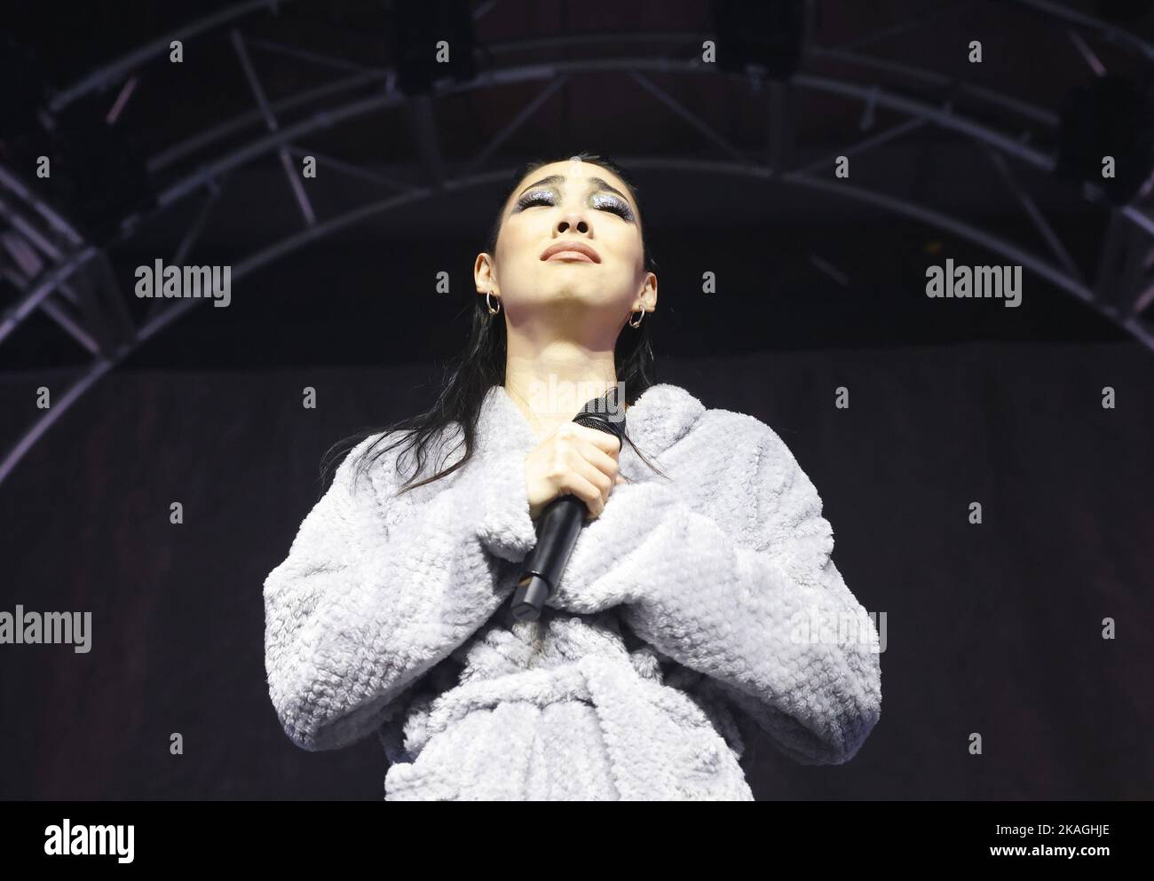 Rina sawayama on stage hi-res stock photography and images - Alamy