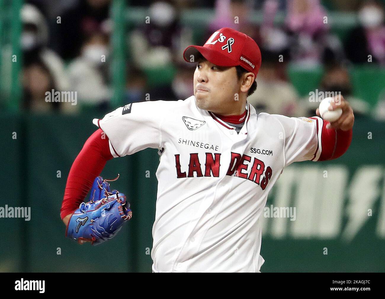 03rd Nov, 2022. Baseball: 2022 Korean Series Kim Taek-hyung of the SSG ...