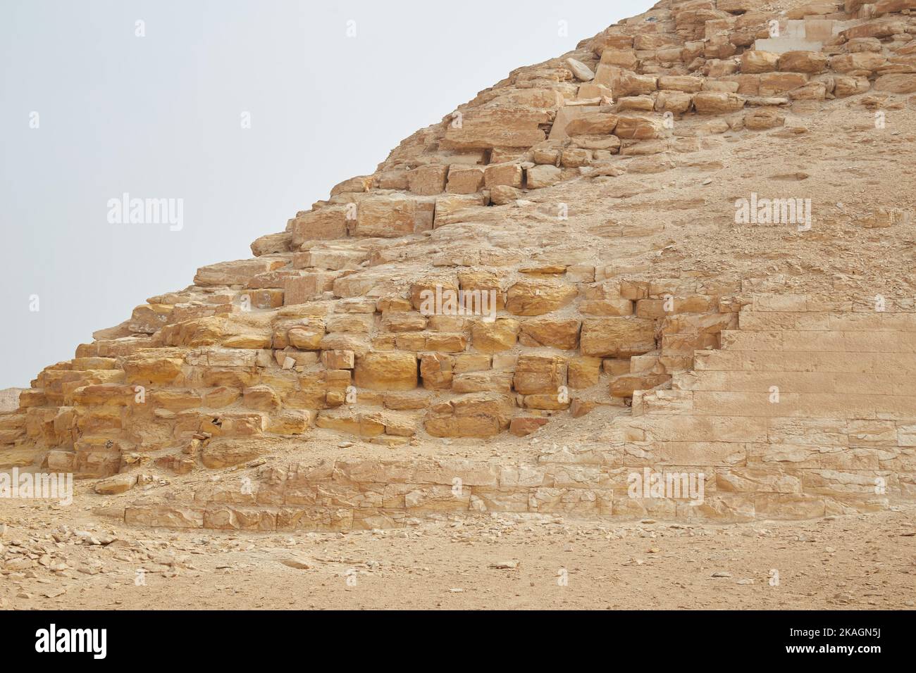 The Lost 4th Dynasty Pyramid of Meidum Stock Photo - Alamy