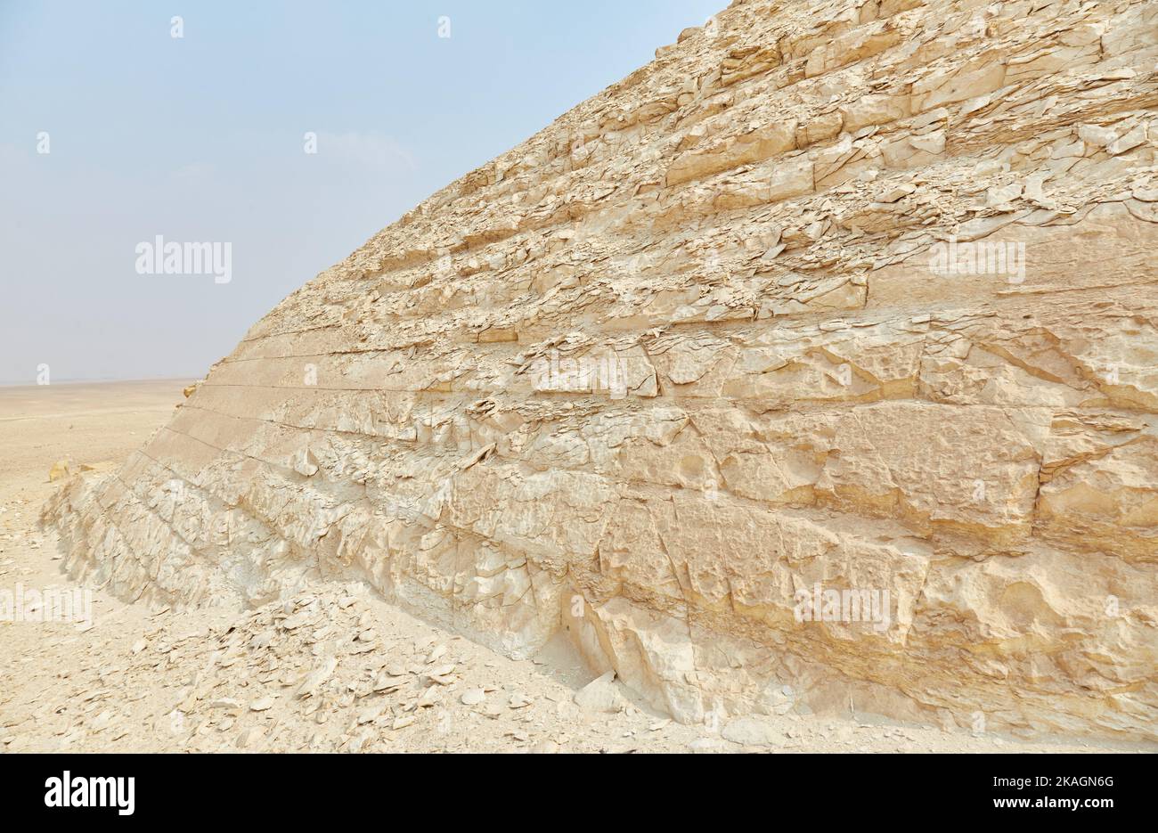 The Lost 4th Dynasty Pyramid of Meidum Stock Photo - Alamy