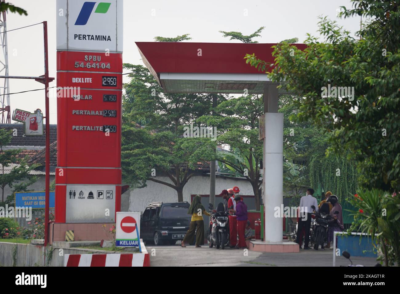 Indonesian petrol station hi-res stock photography and images - Alamy