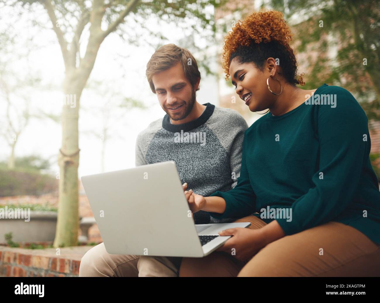 Low angle shot showing people hi-res stock photography and images - Alamy