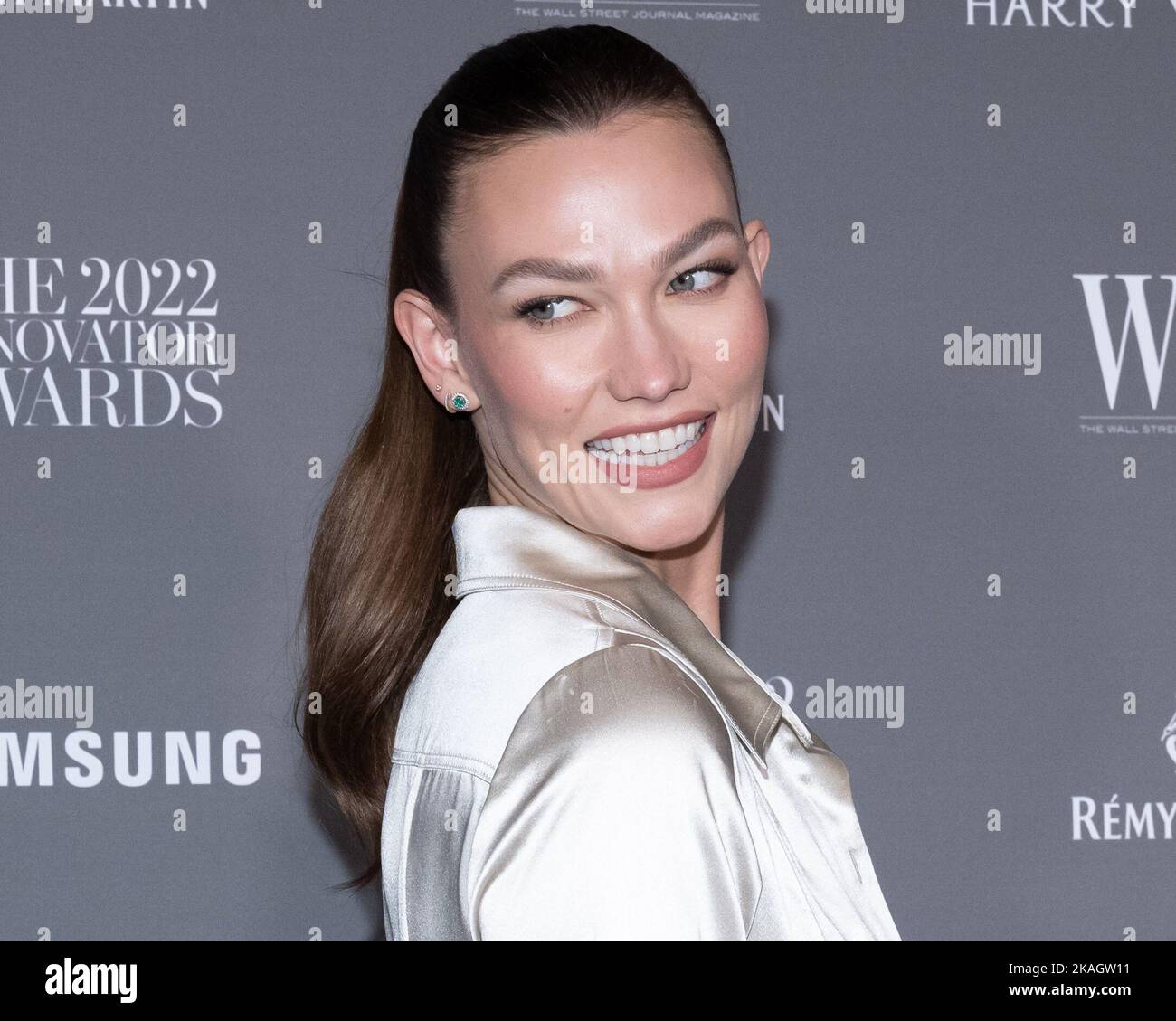 New York, United Stated. 02nd Nov, 2022. Karlie Kloss arrives on the ...