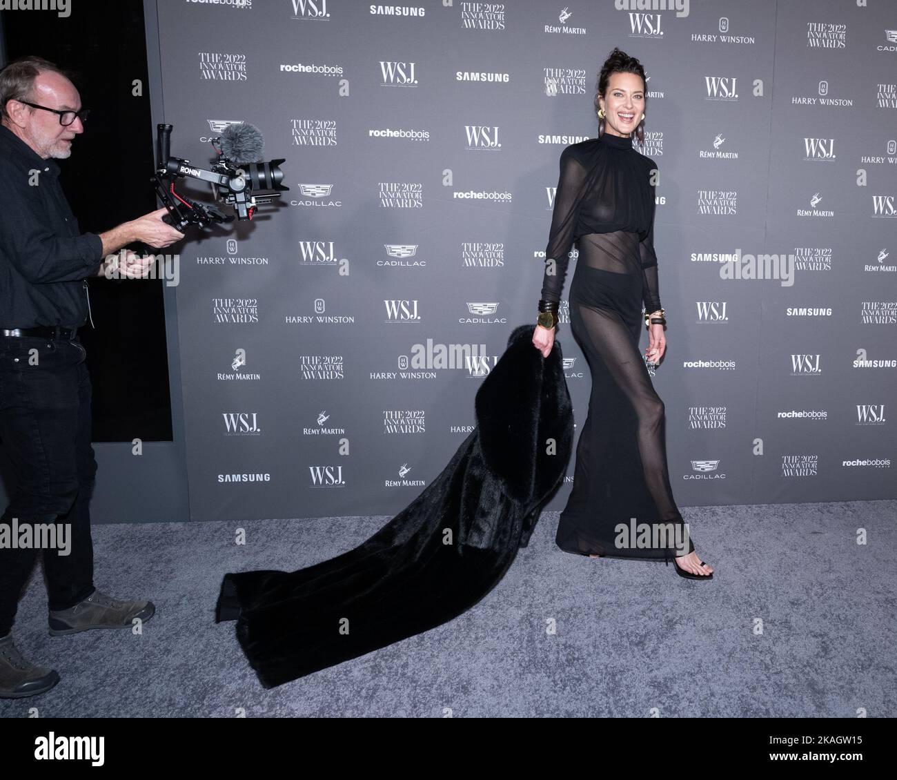 New York, United Stated. 02nd Nov, 2022. Shalom Harlow arrives on the red carpet for the WSJ ...