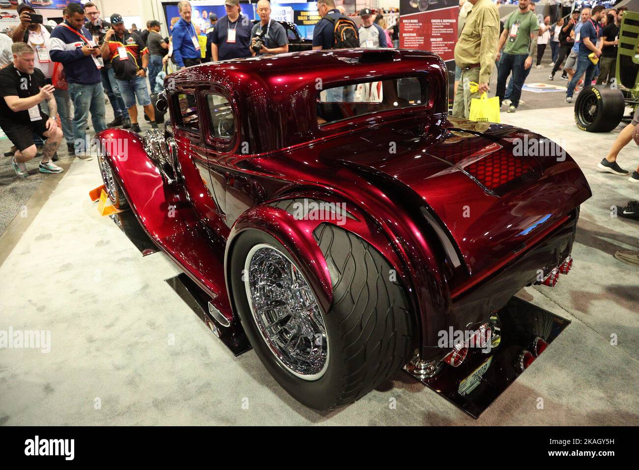 Sema show 2022 wed hi-res stock photography and images - Alamy