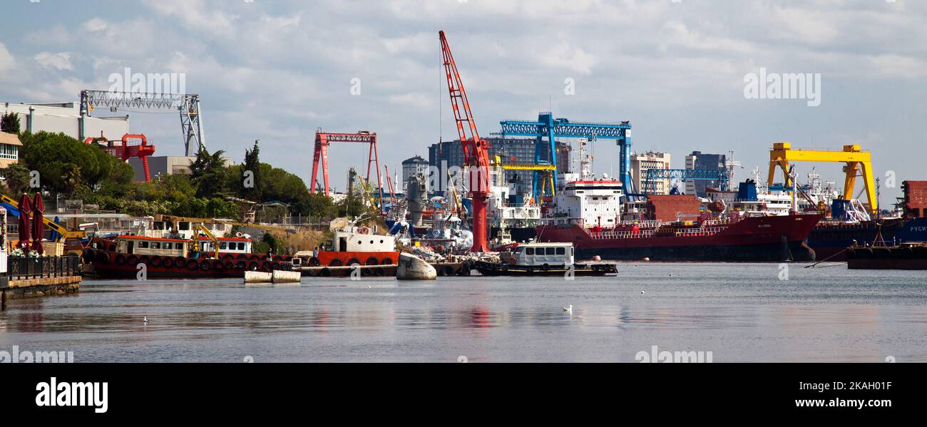 Turkey Istanbul Tuzla shipyard overview, shipbuilding and industry ...