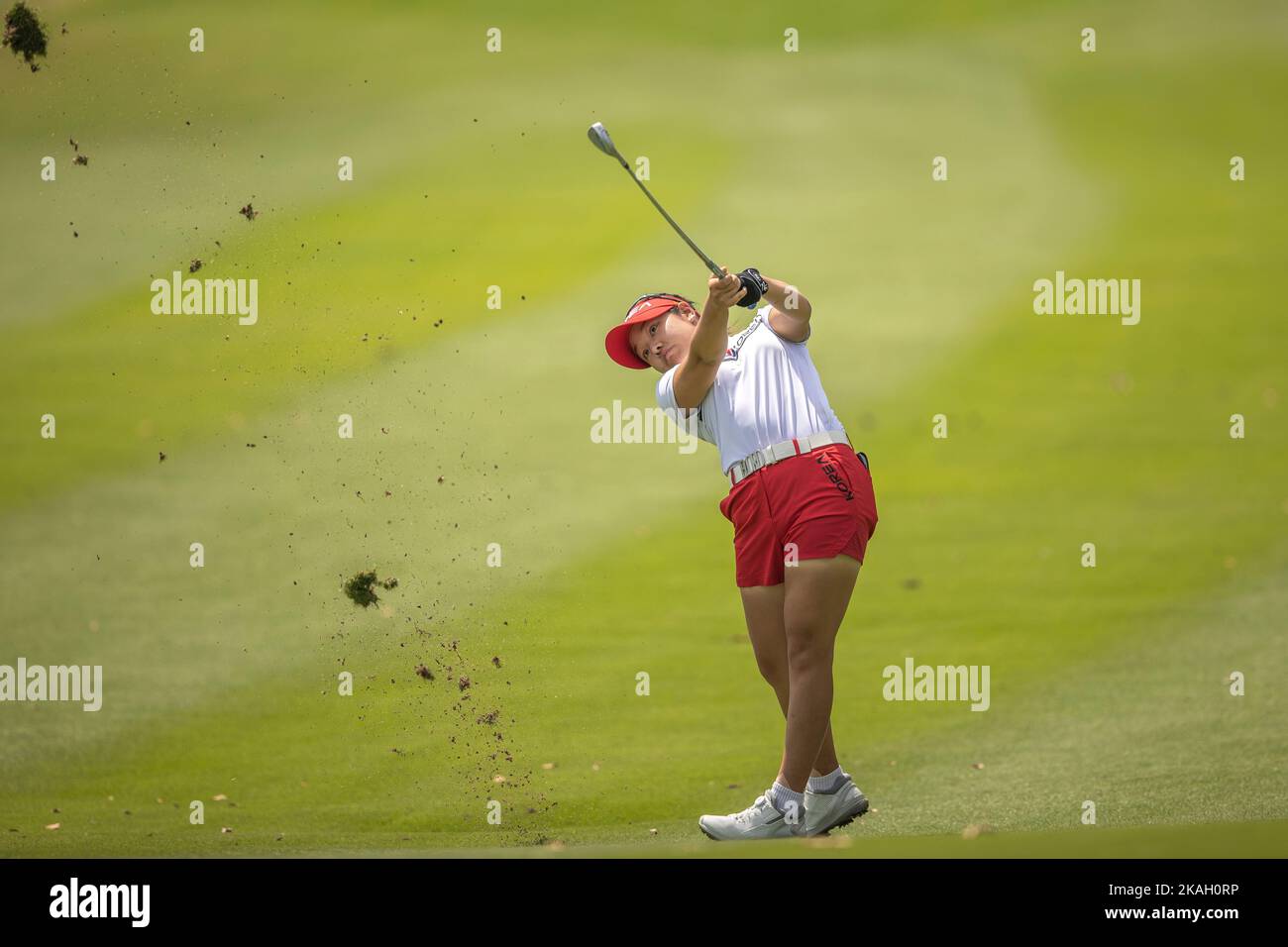 CHONBURI, THAILAND - NOVEMBER 3: Jiyoo Lim of Republic of Korea on hole ...