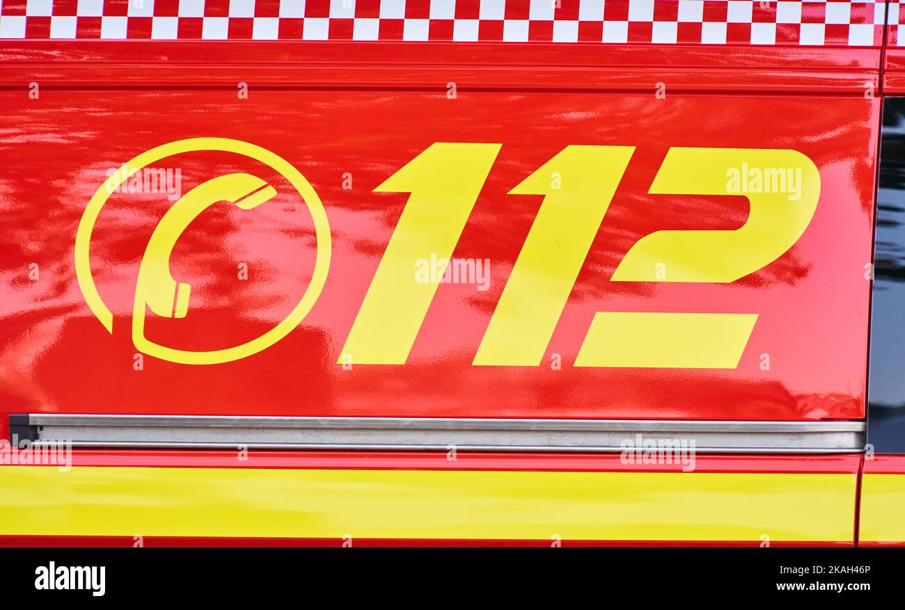 112 logo hi-res stock photography and images - Alamy