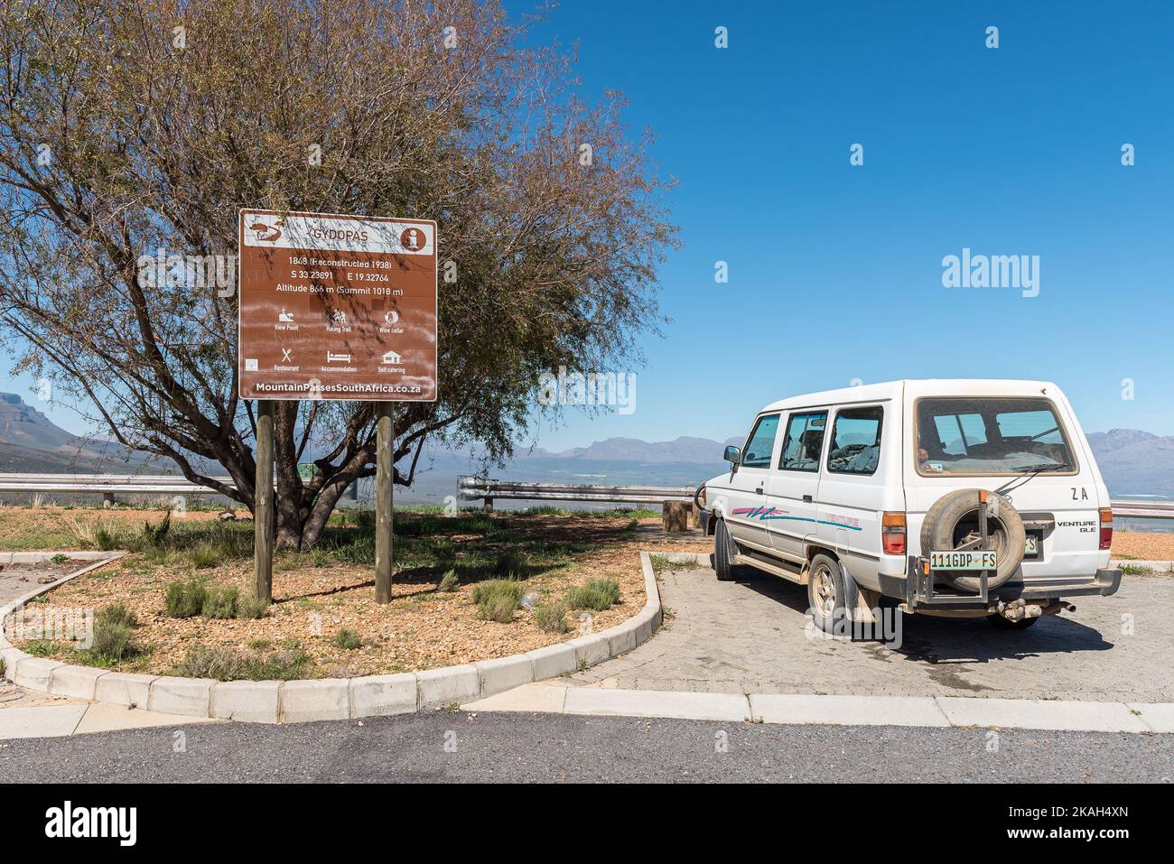 GYDO PASS, SOUTH AFRICA - SEP 9, 2022: Viewpoint on the Gydo Pass at ...