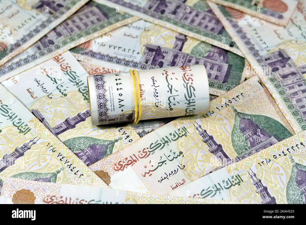 Egyptian money roll with rubber band of 200 LE EGP two hundred pounds ...
