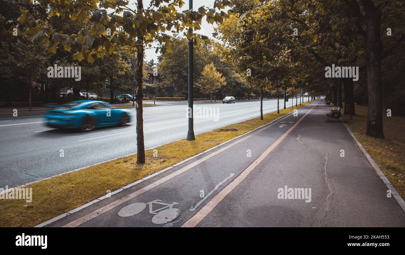 Very fast car hi-res stock photography and images - Alamy