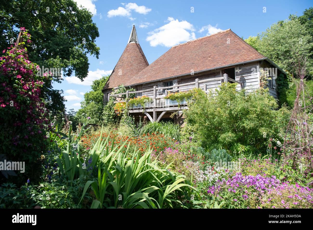 Perch Hill open day - Sarah Raven's cutting garden Stock Photo - Alamy