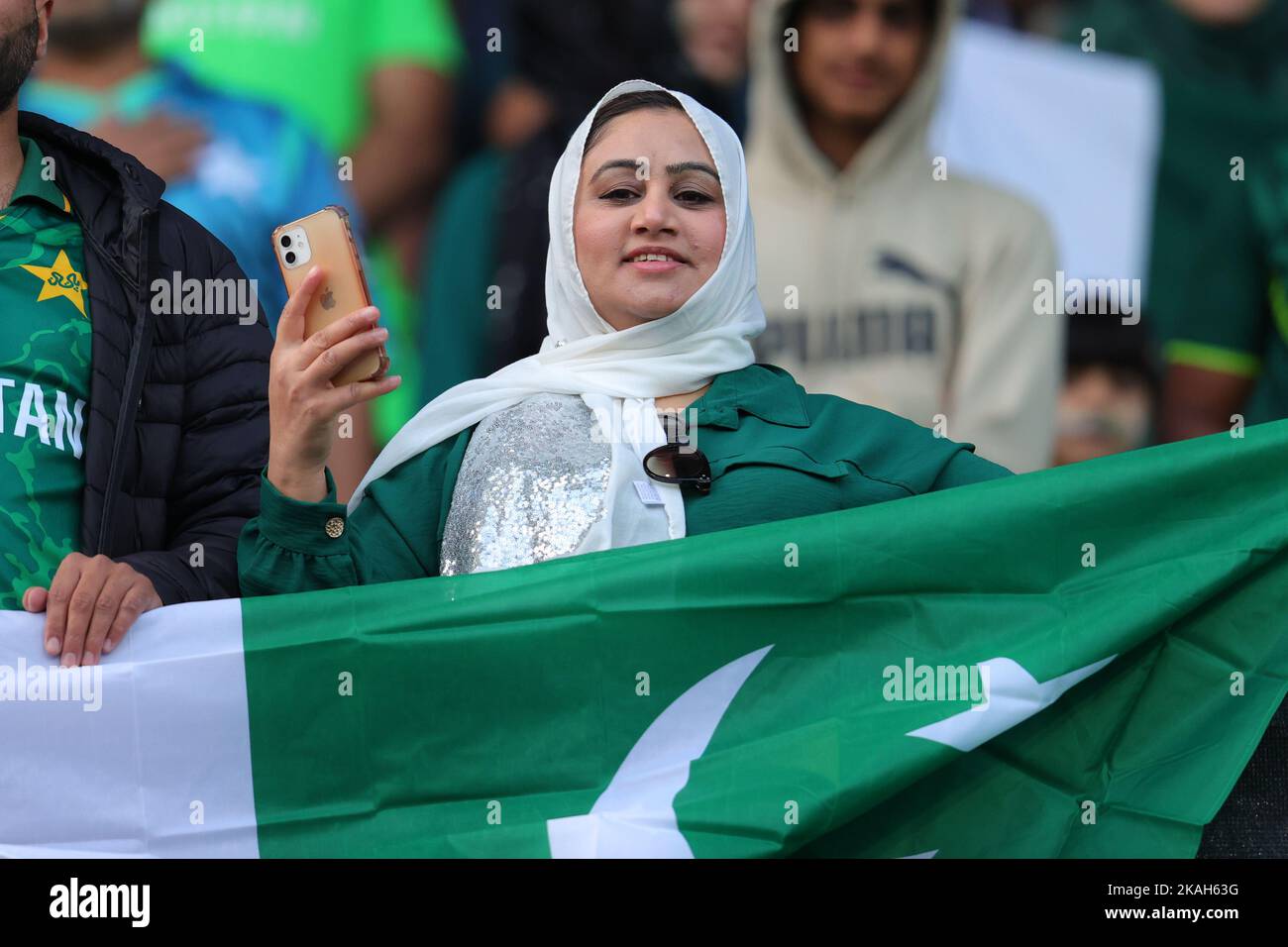 Sydney, Australia. 03rd Nov, 2022. Pakistani fan during the ICC Mens ...