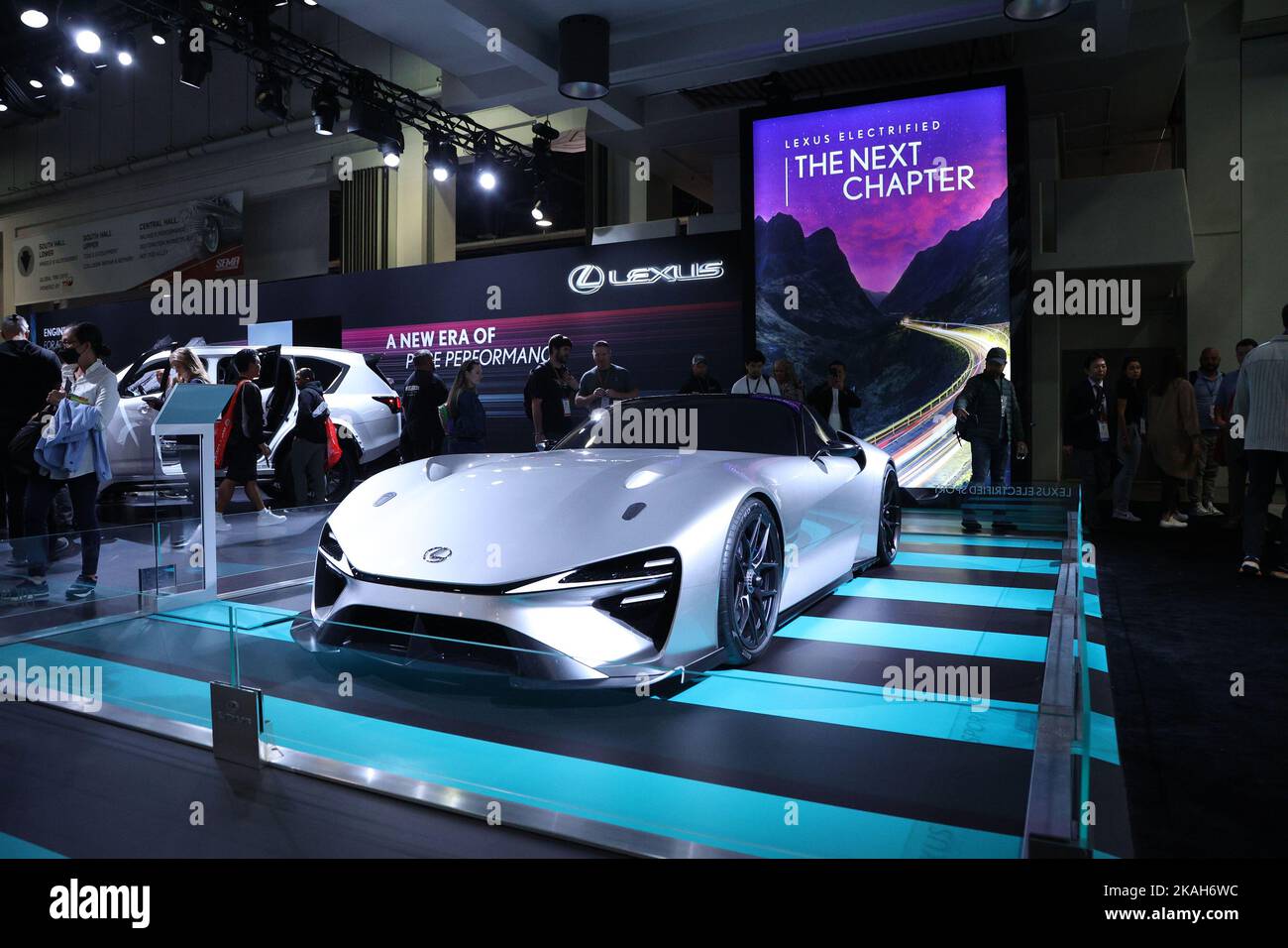 Lexus electrified sports car hi-res stock photography and images - Alamy