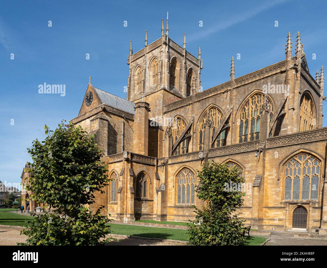 South side of sherbourne abbey hi-res stock photography and images - Alamy