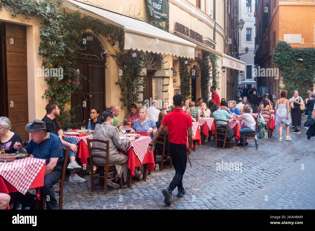 Rome, Italy - November 2022 ; People eating at Restaurant Stock Photo ...