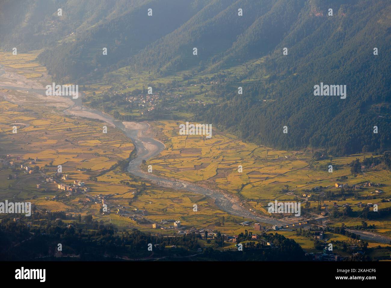 Beautiful village Bhujung and Ghale Gau Stock Photo - Alamy