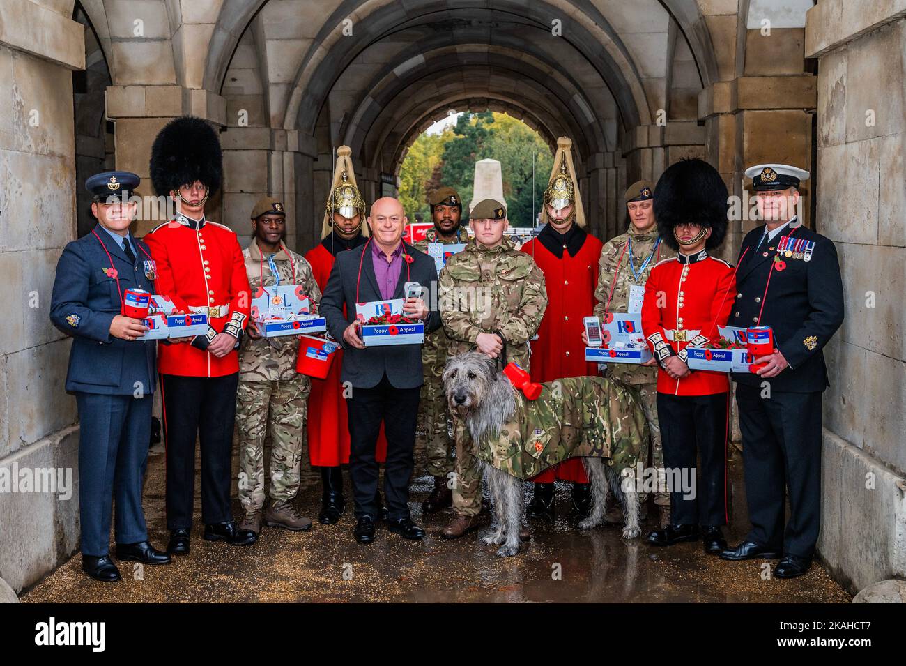 London, UK. 3rd Nov, 2022. Royal British Legion Ambassador Ross Kemp ...