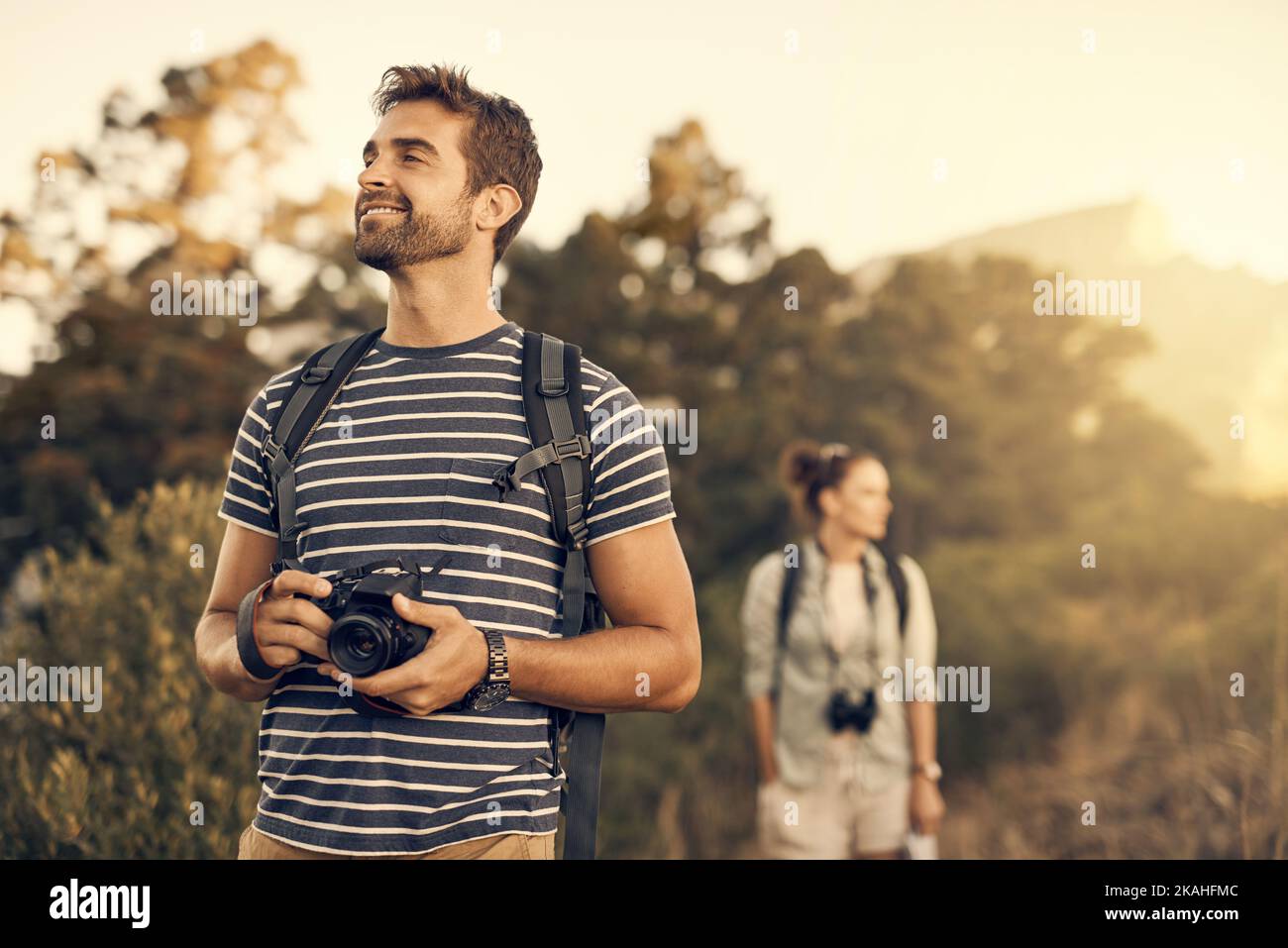 Man following woman hi-res stock photography and images - Alamy