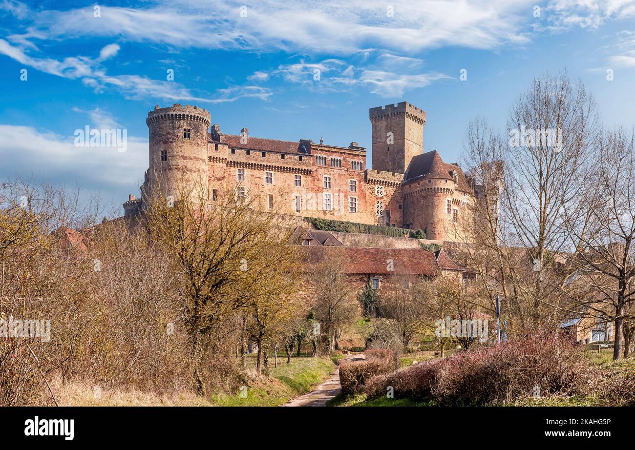 Castle of Castelnau-Bretenoux, in winter, in the Lot in Occitanie ...