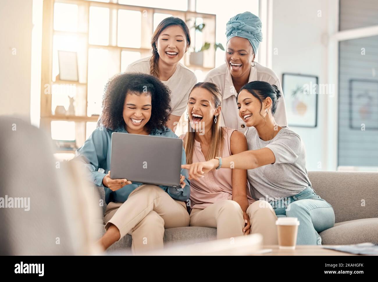 Funny Pictures Of People On Their Laptop