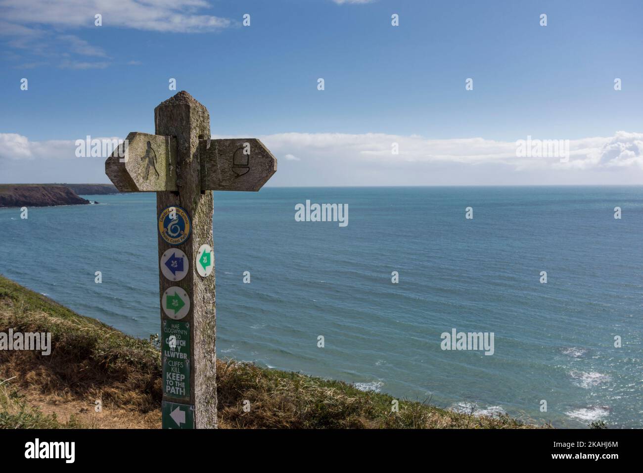 Wales Coast Path signpost, Pembrokeshire, Wales Stock Photo - Alamy