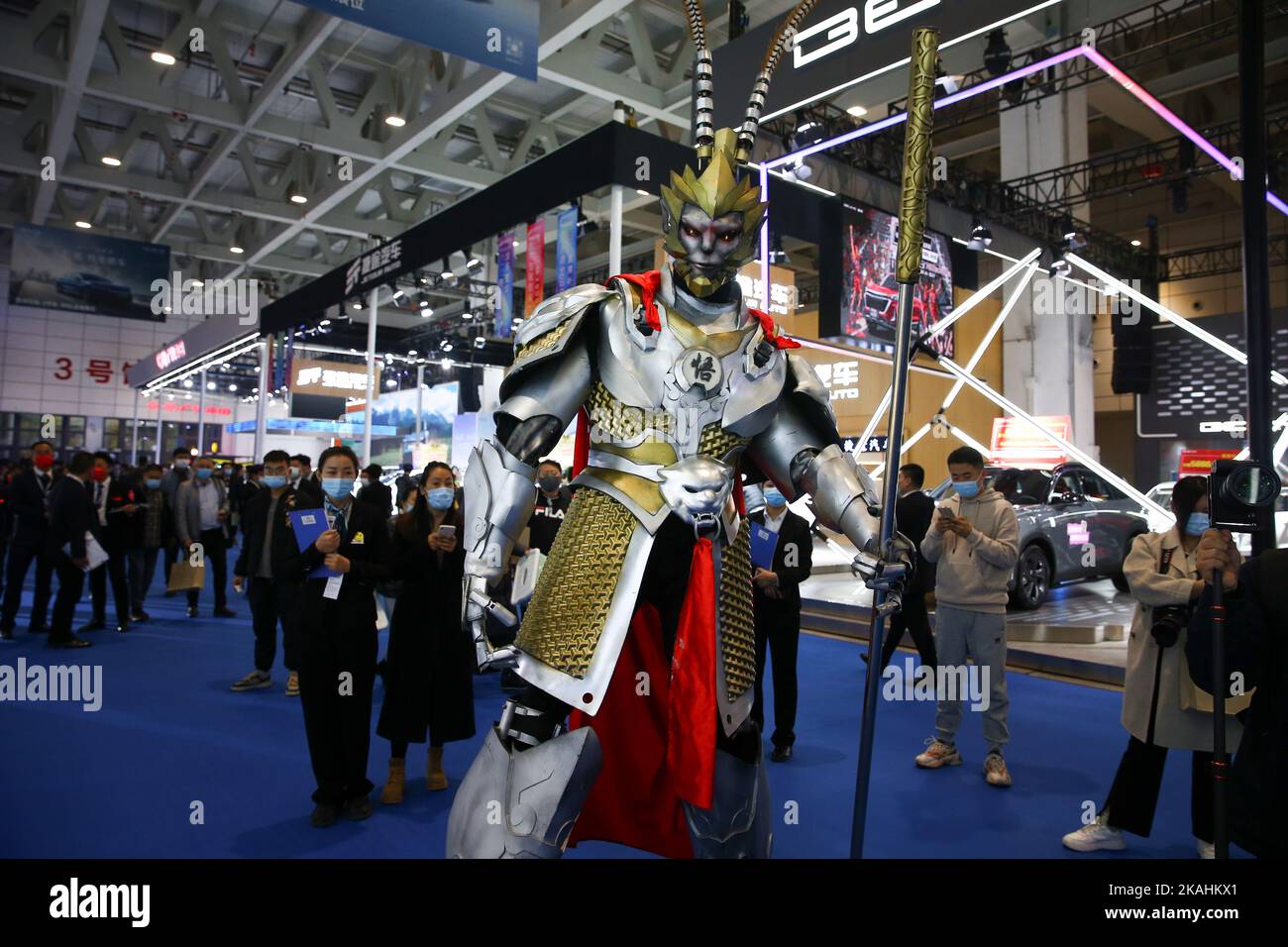 The qilu auto show hi-res stock photography and images - Alamy