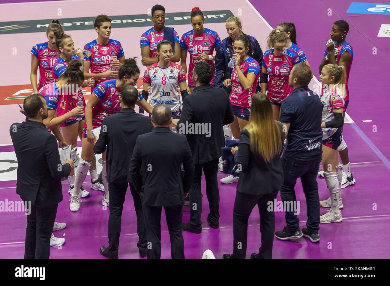 Stefano Lavarini (coach Novara) with team during time out during e-work ...