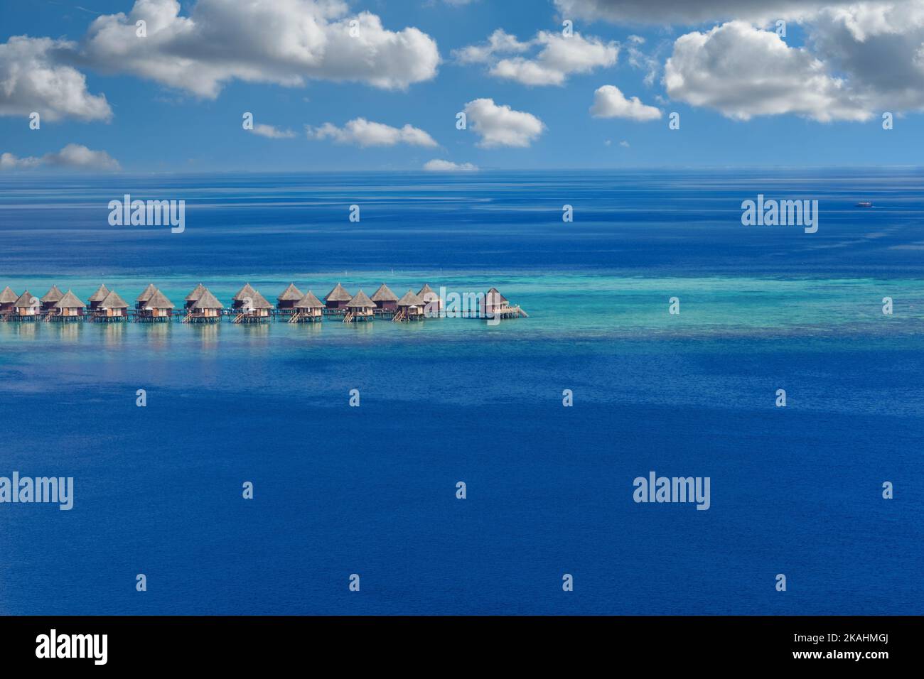 Maldives paradise island. Tropical aerial landscape, seascape with pier ...