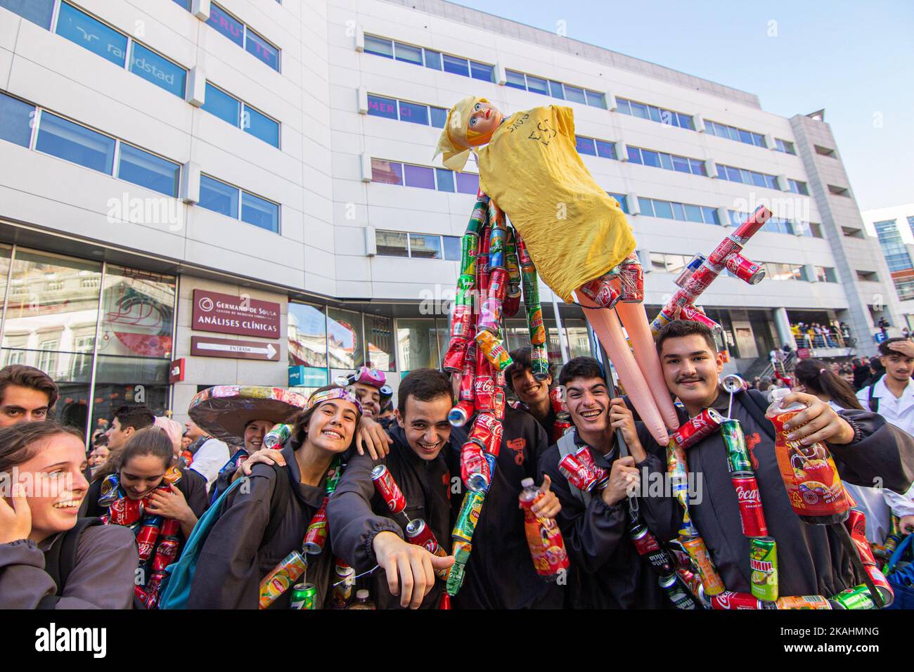 Students partying usa hi-res stock photography and images - Alamy