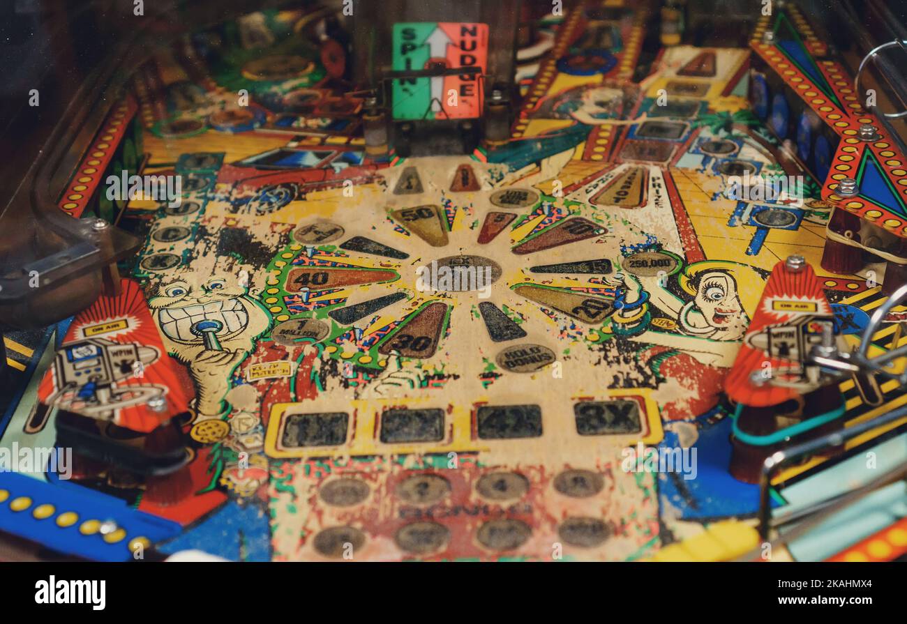 Pinball bumpers hi-res stock photography and images - Alamy
