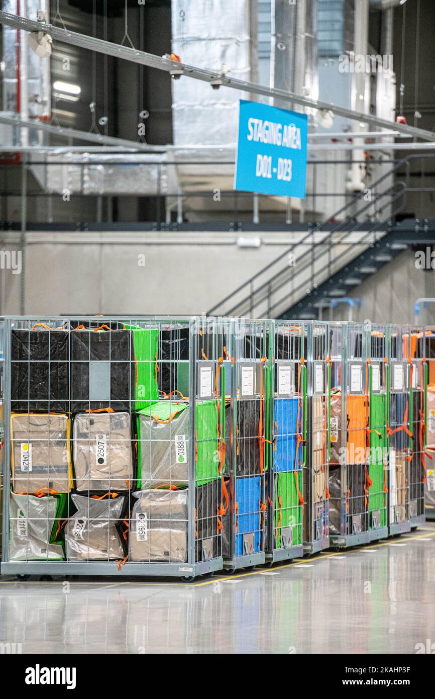 Illustration picture shows activity in the parcel sorting hangar during the inauguration of ...