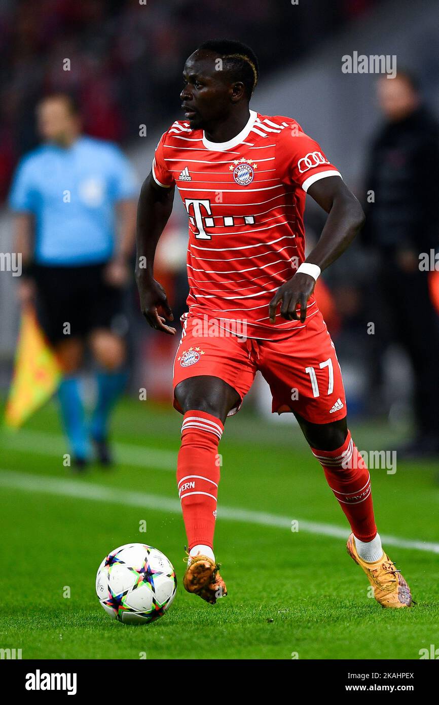Sadio mane bayern munich 2022 hi-res stock photography and images - Alamy