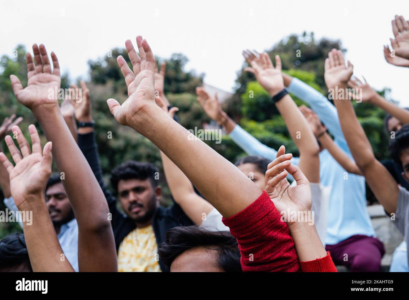 Indian cricket stadium audience hi-res stock photography and images - Alamy