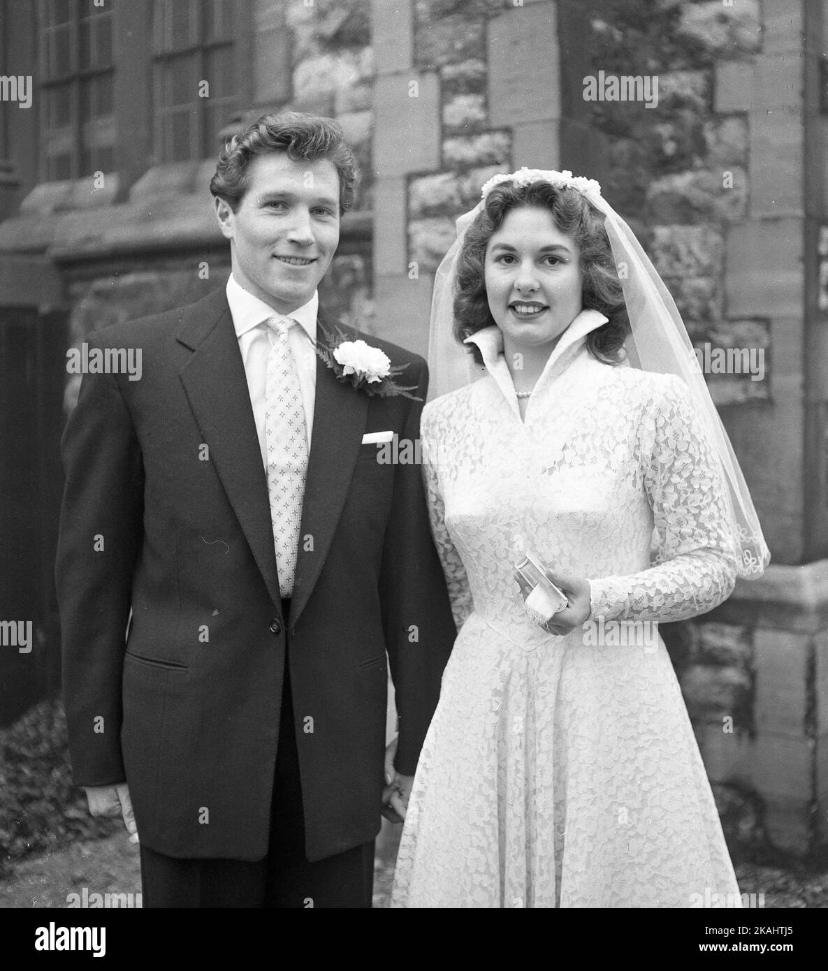 Wedding Day of Mr & Mrs Francis of 23 Myrtle Road, London E17 c1952 ...