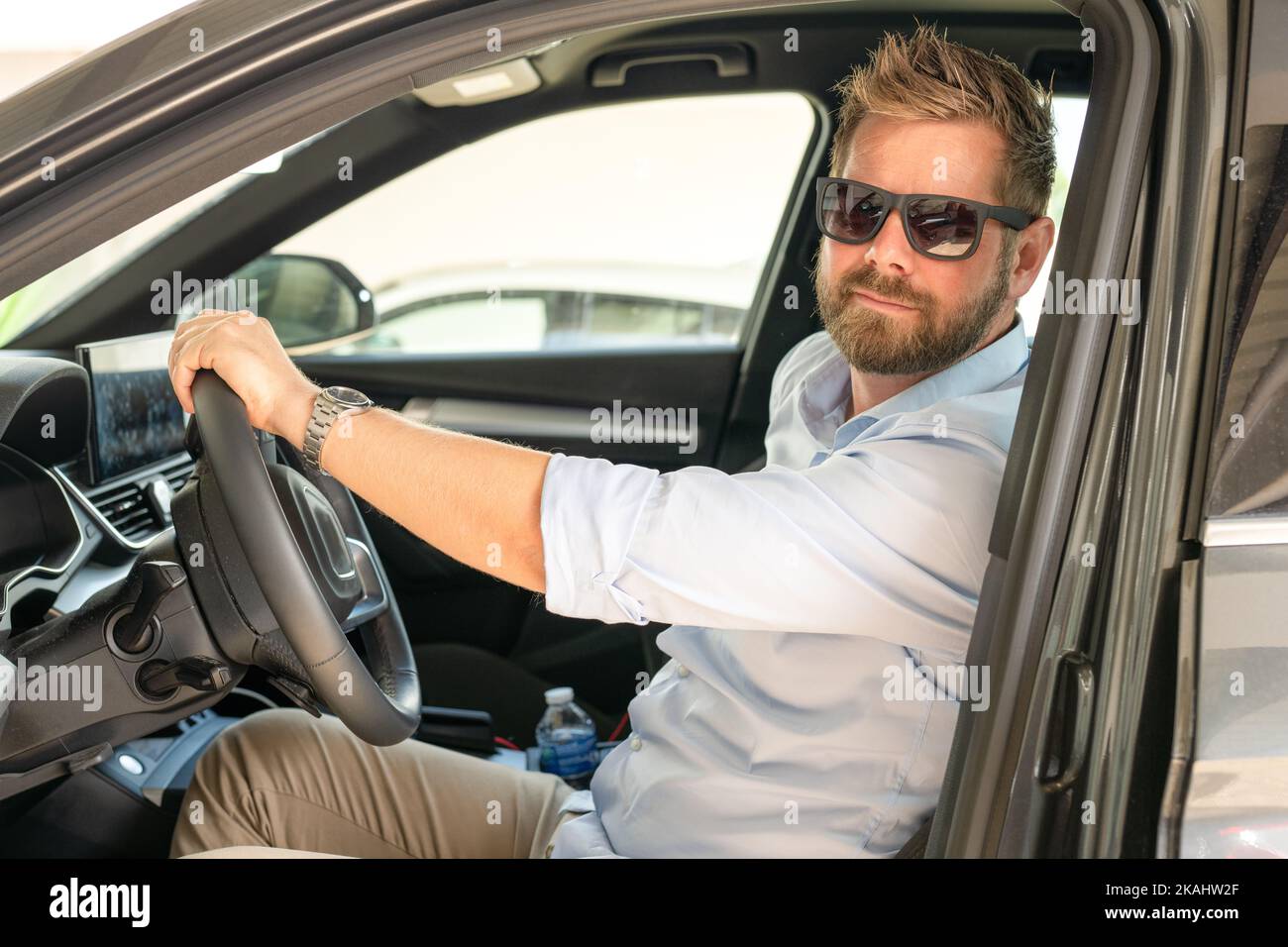 Man gets out of car hi-res stock photography and images - Alamy