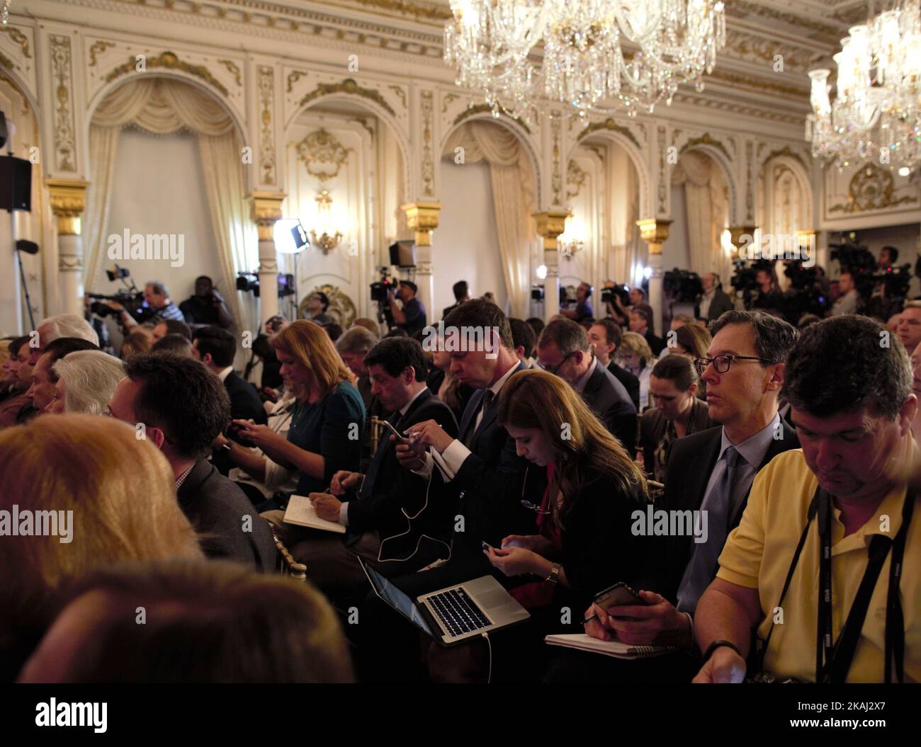 Donald trump mar a lago speech hi-res stock photography and images - Alamy