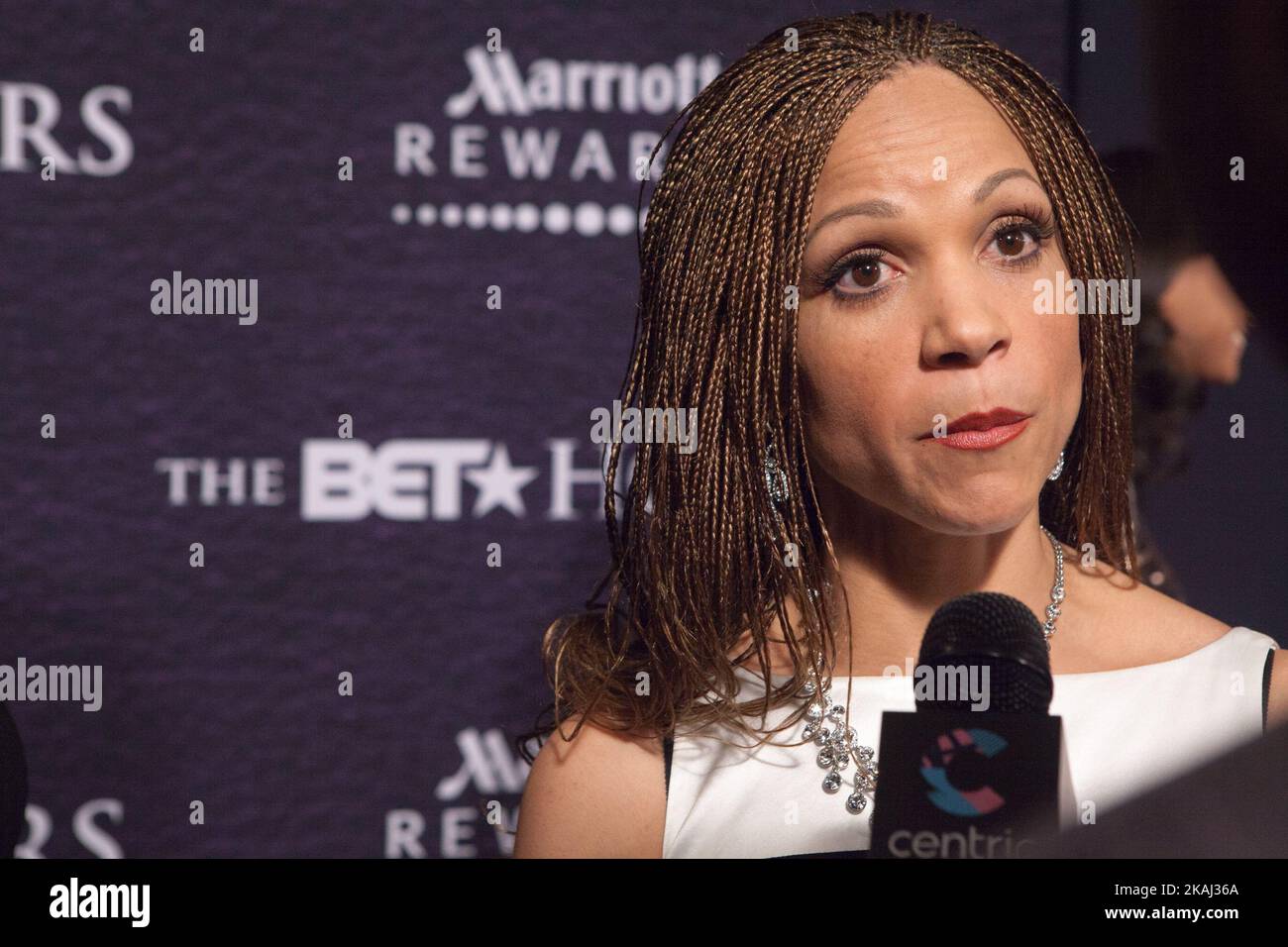 Arriving arrivals redcarpet red carpet headshot head shot portrait hi ...