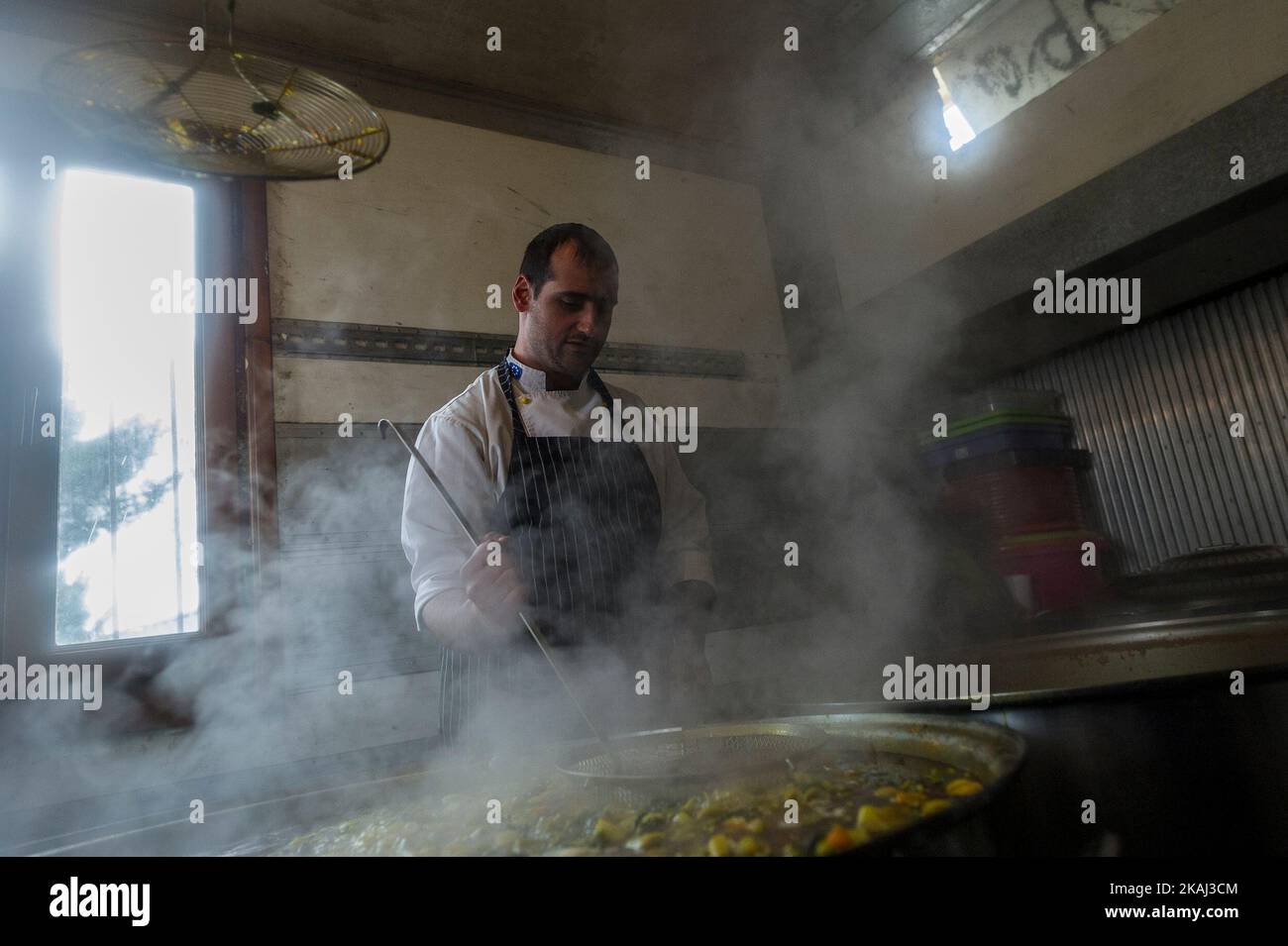 10 chefs hi-res stock photography and images - Alamy