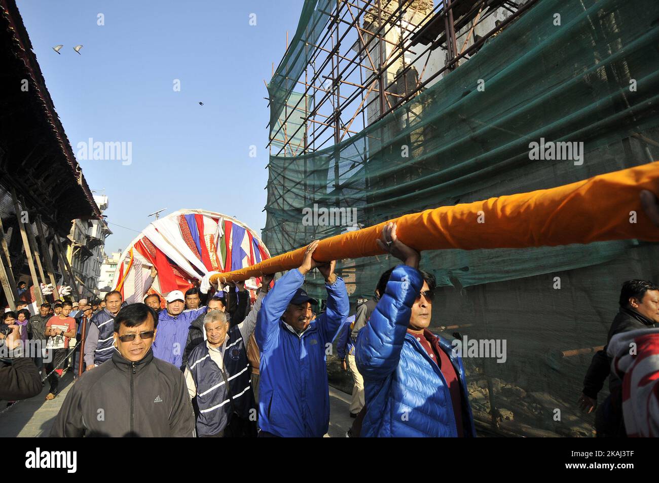 Members of manandhar guthi community hi-res stock photography and ...