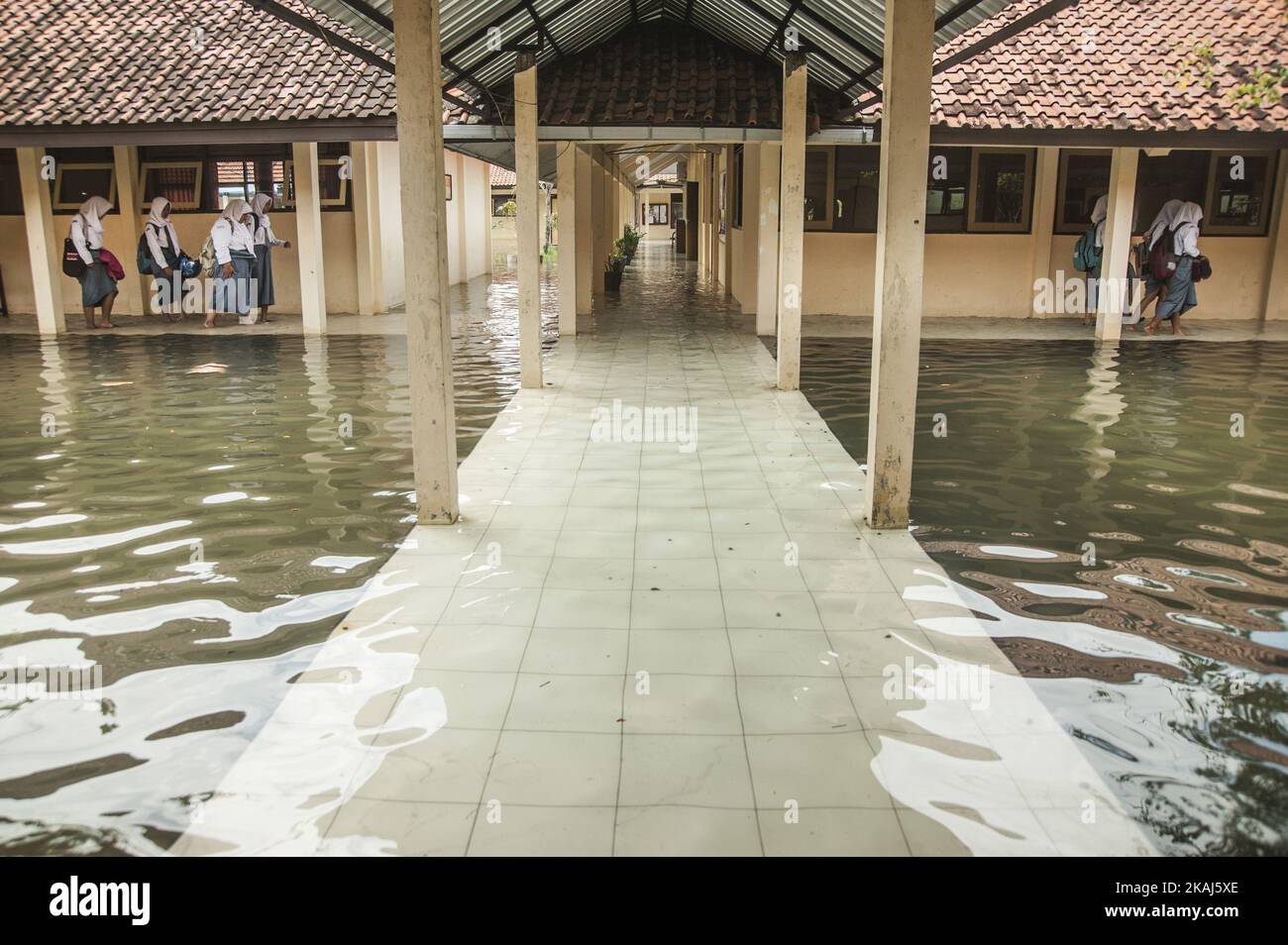 Disrupt classroom hi-res stock photography and images - Alamy