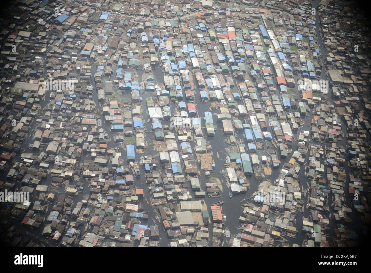 Makoko slum hi-res stock photography and images - Alamy