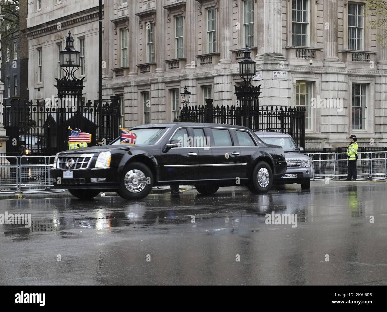 Queen elizabeth ii usa motorcade hi-res stock photography and images ...