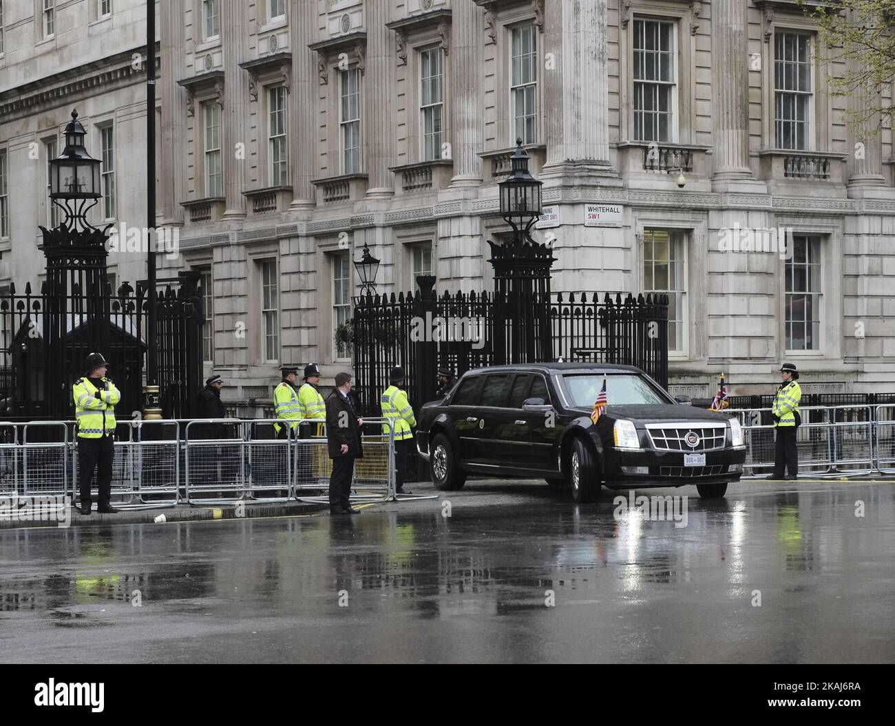 Queen elizabeth ii usa motorcade hi-res stock photography and images ...