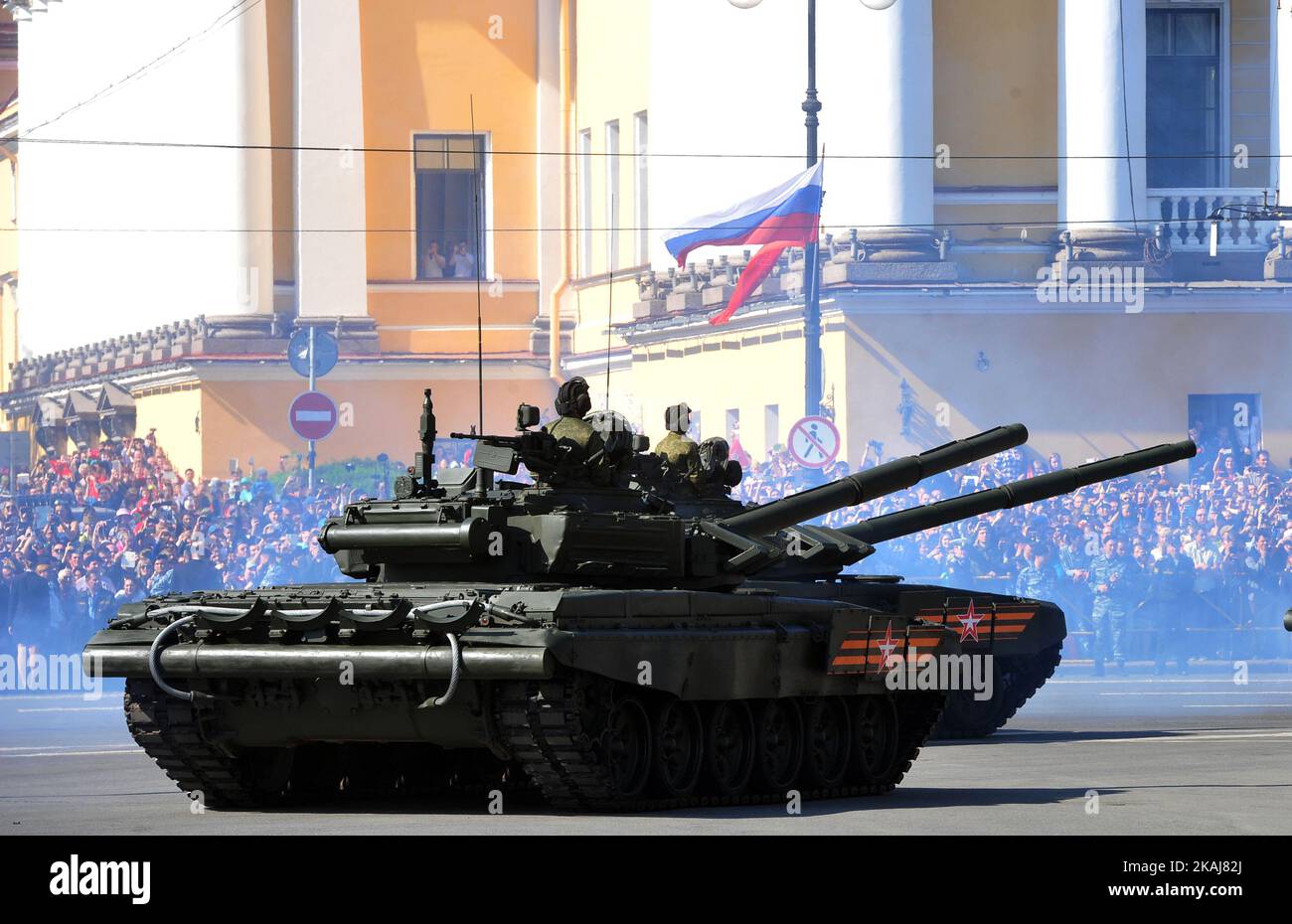 Russian tanks parade on Dvortsovaya (Palace) Square during the Victory ...