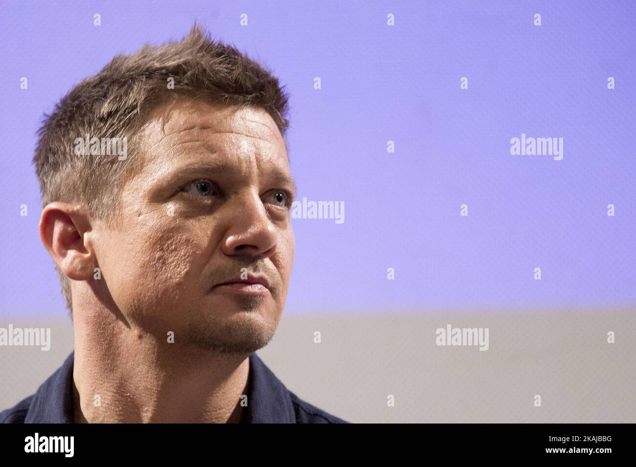 Jeremy Renner speaking at a press conference during the 62 Taormina ...